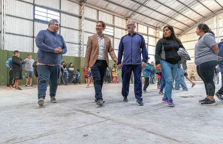 Luque recorrió el primer playón techado que avanza a paso firme en el ...
