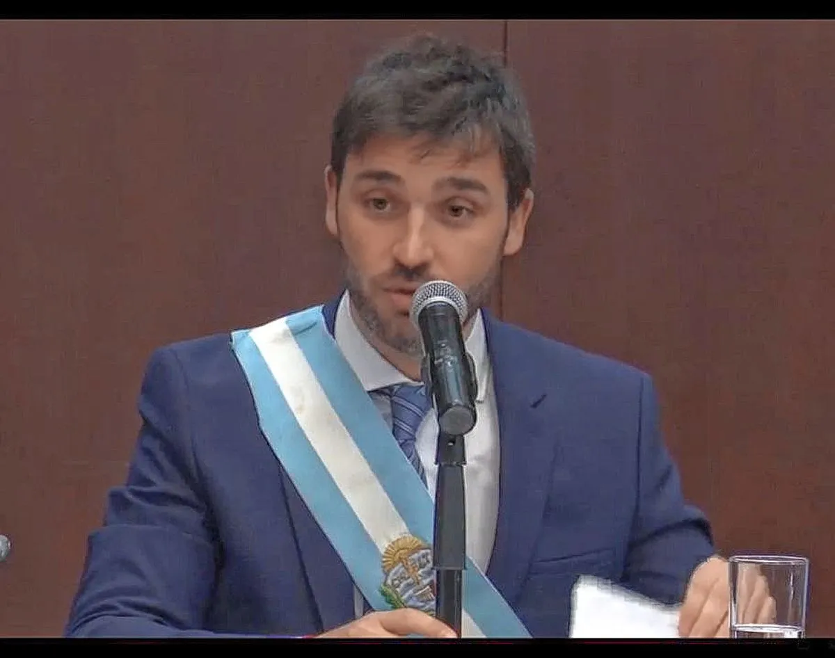 Asumió Ignacio Torres como el nuevo gobernador de Chubut: “Quiero ...