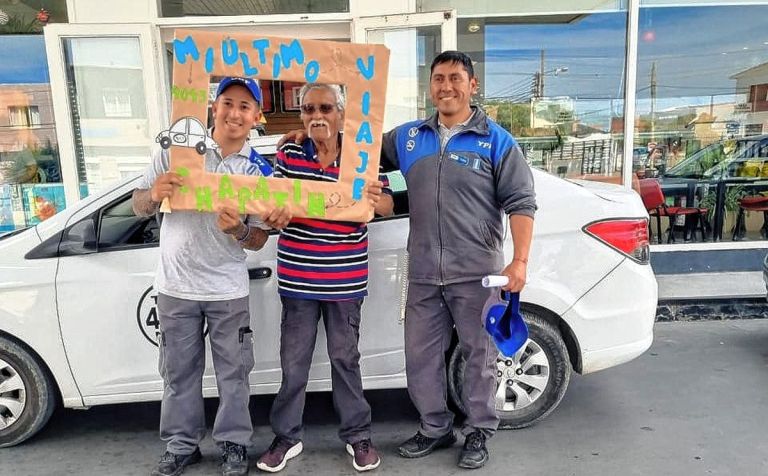Emocionante homenaje al "Chapa" Sotomayor en su último viaje por las ...