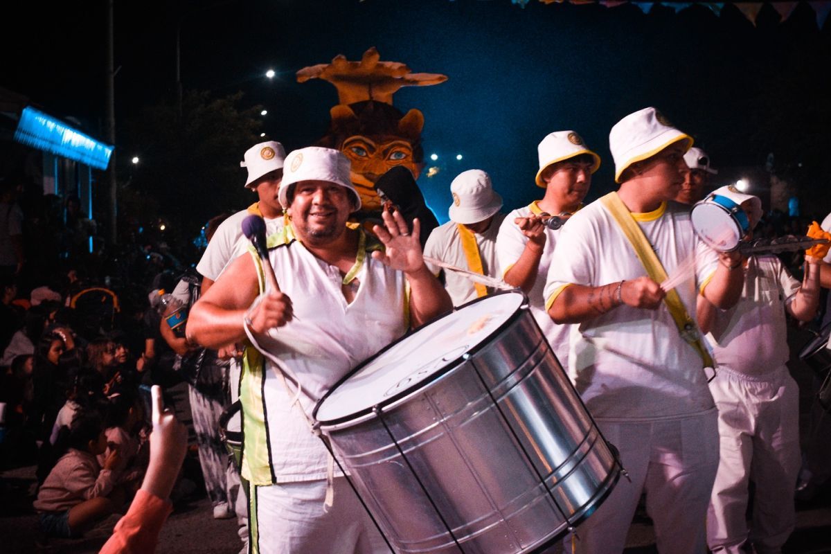 “A Todo Ritmo” fue la comparsa ganadora de los Carnavales de Dolavon ...