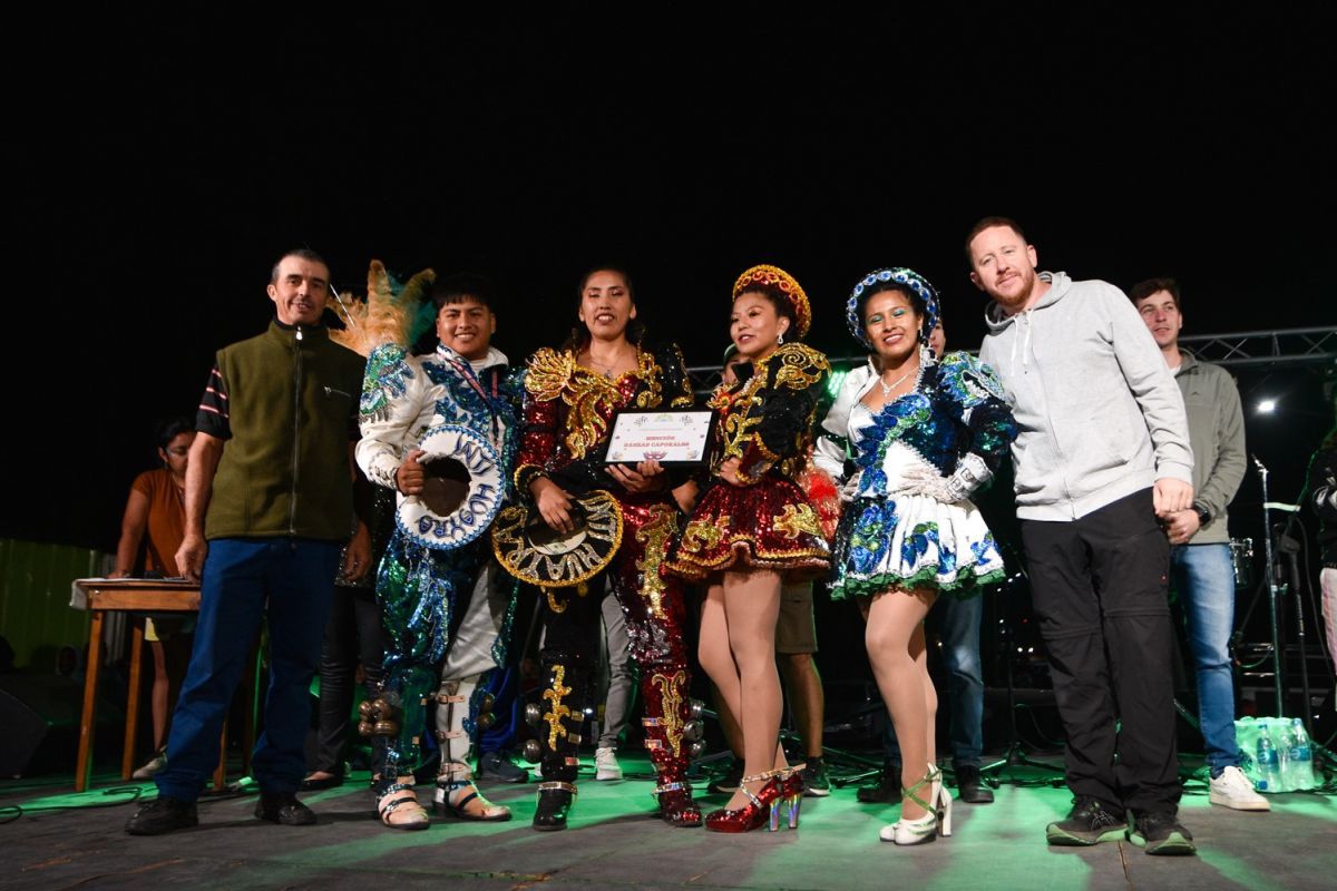 “A Todo Ritmo” fue la comparsa ganadora de los Carnavales de Dolavon ...