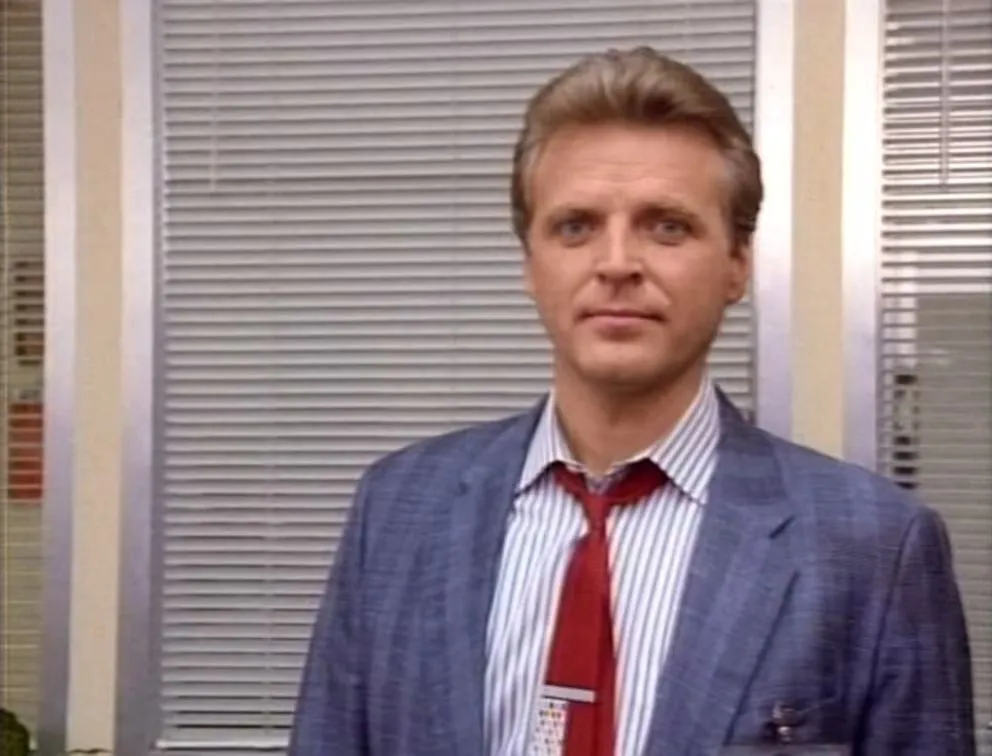 A los 80 años, así vive David Rasche, el actor que se hizo popular como ...